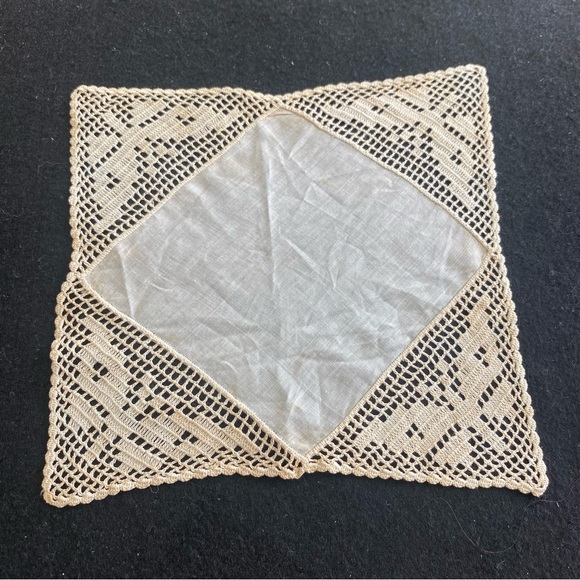 Accents | Square Small Doily With Lace Insets With Butterflies | Poshmark